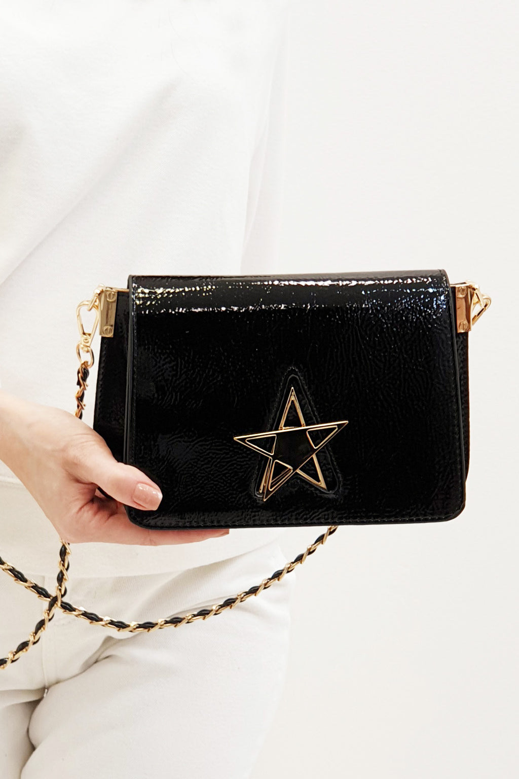 Kadın Postacı Çantası Petra Siyah Rugan I Marjin