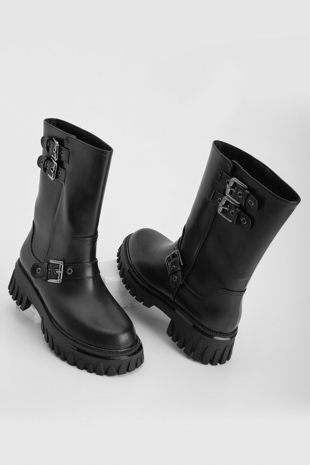 Kadın Kemer Detaylı Günlük Bot Armas Siyah | Marjin